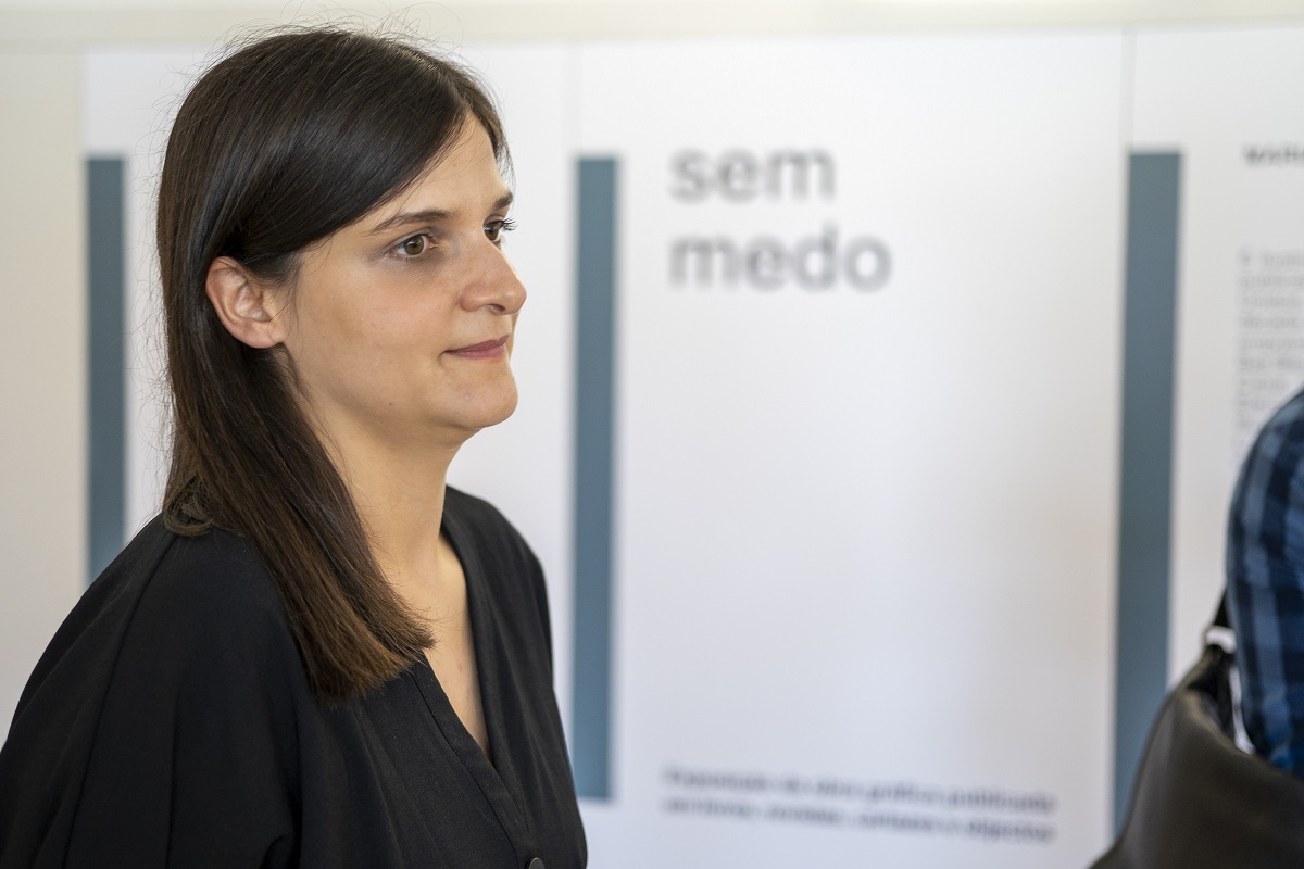 Ilustradora Mariana Rio apresenta exposição “Sem Medo” na Biblioteca de ...